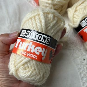 Patons | Other | Patons Turkey Rug Wool Beige Shade Bs 984 5g 00 Pure ...